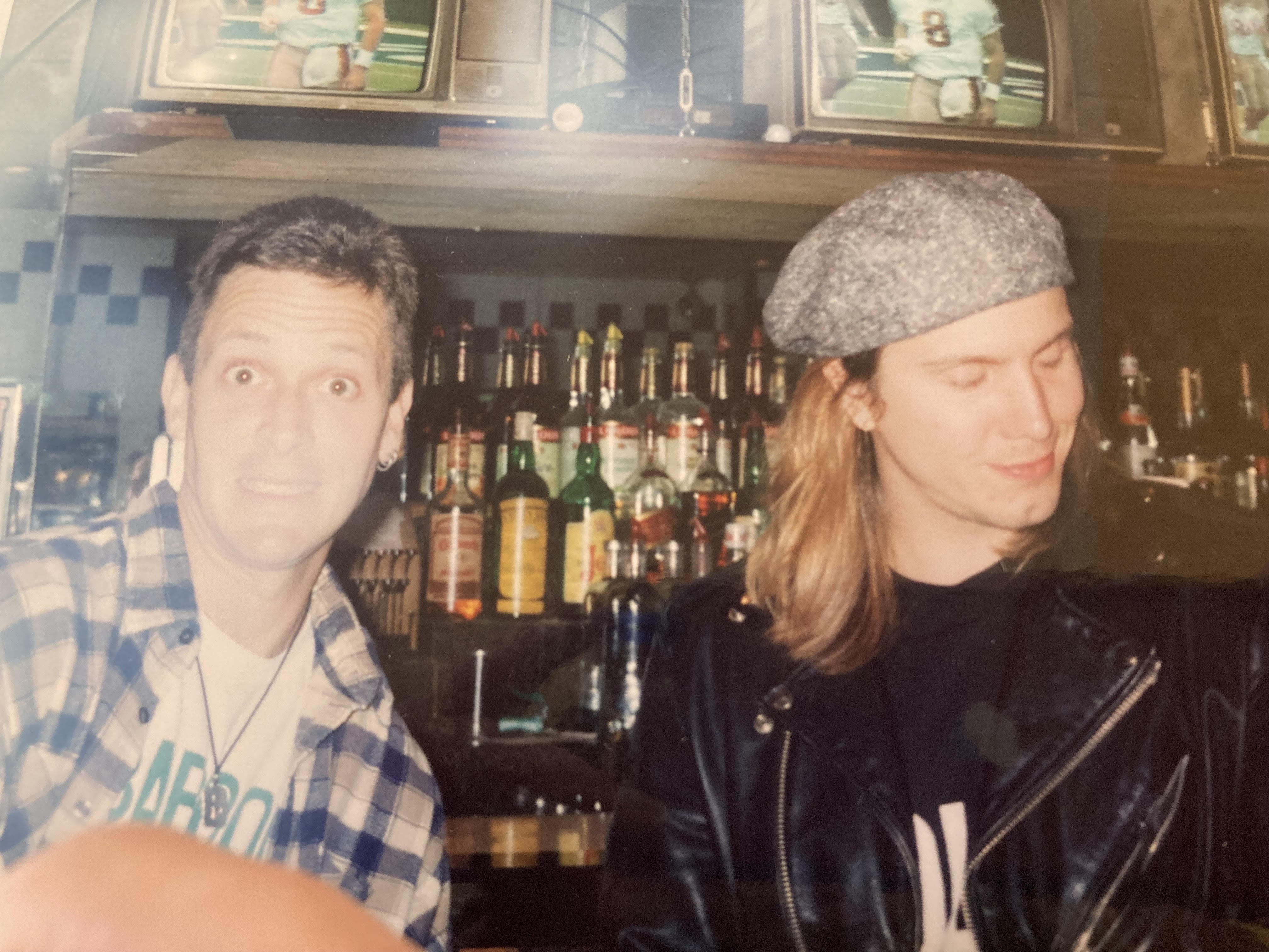 A Fellow Fan Shares Her Gooey Pictures! (1995) – Temple of Goo – The ...