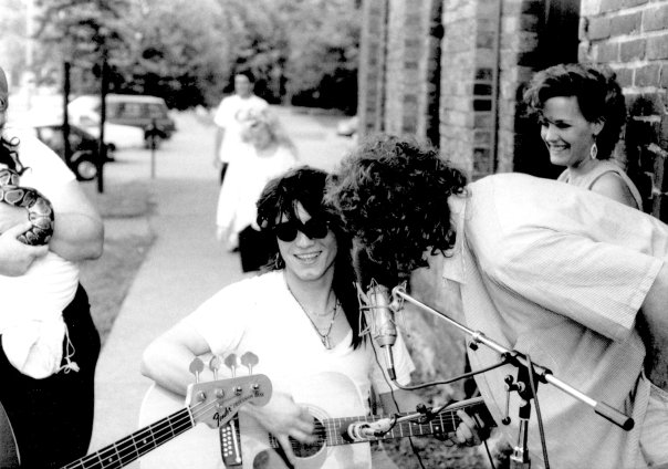 Never-Before-Seen Goo Goo Dolls Pictures! (1990/1993) – Temple of Goo ...
